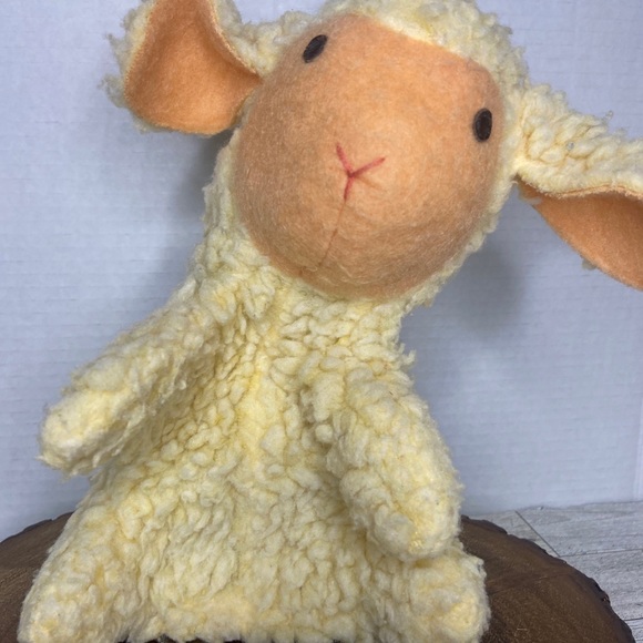 Fisher-Price | Toys | 981 6 Fisher Price Fuzzy Lamb Full Body Hand ...